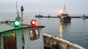 Aqua Signal Website - Premium Navigation Lights