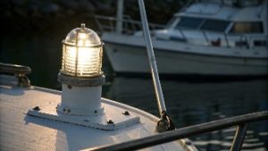 Aqua Signal Website - Premium Navigation Lights